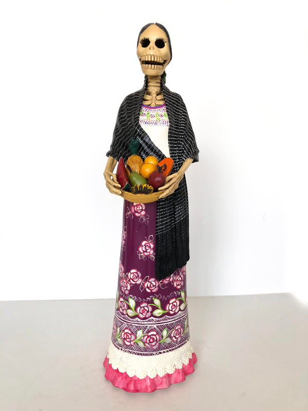 Catrina Frutera - 65 cm. 26 in. - Artesanías Mexicanas